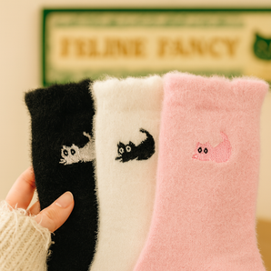 Cat Socks | Cute Designs to Show Off Your Love for Cats – Feline Fancy